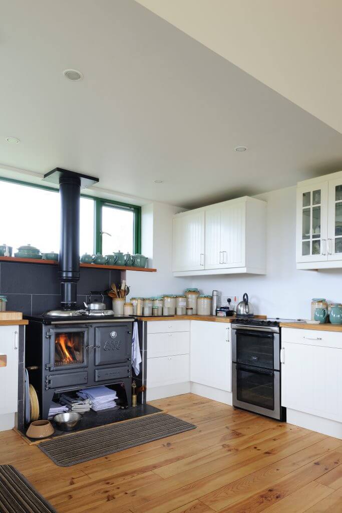 Small Sustainable Self-Build - Build It