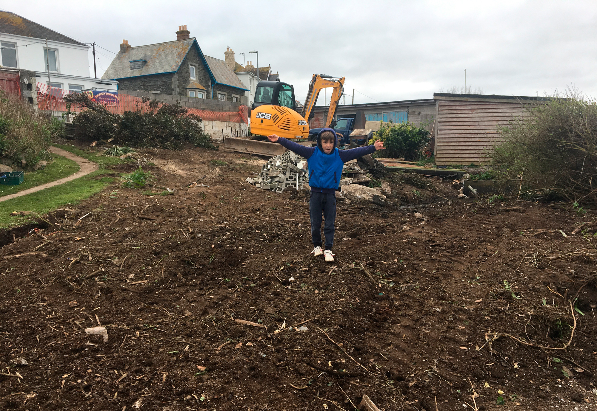 The Groundworks & Landscaping Get Underway - Build It