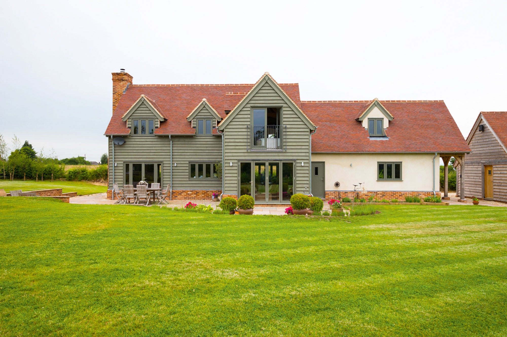 Modern Oak Frame Design Ideas for Self-Build Homes - Build It