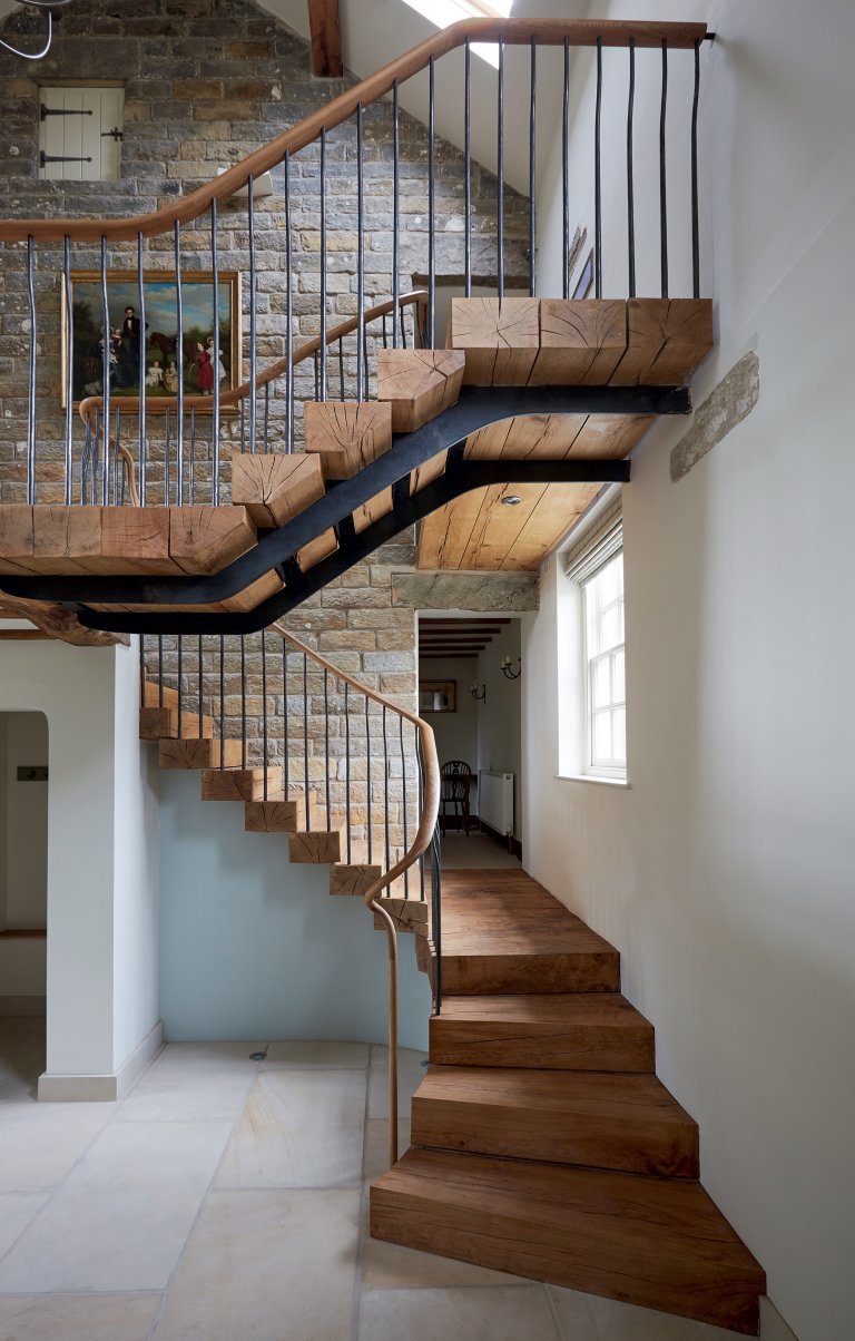 Choosing an Open Flight Staircase - Build It