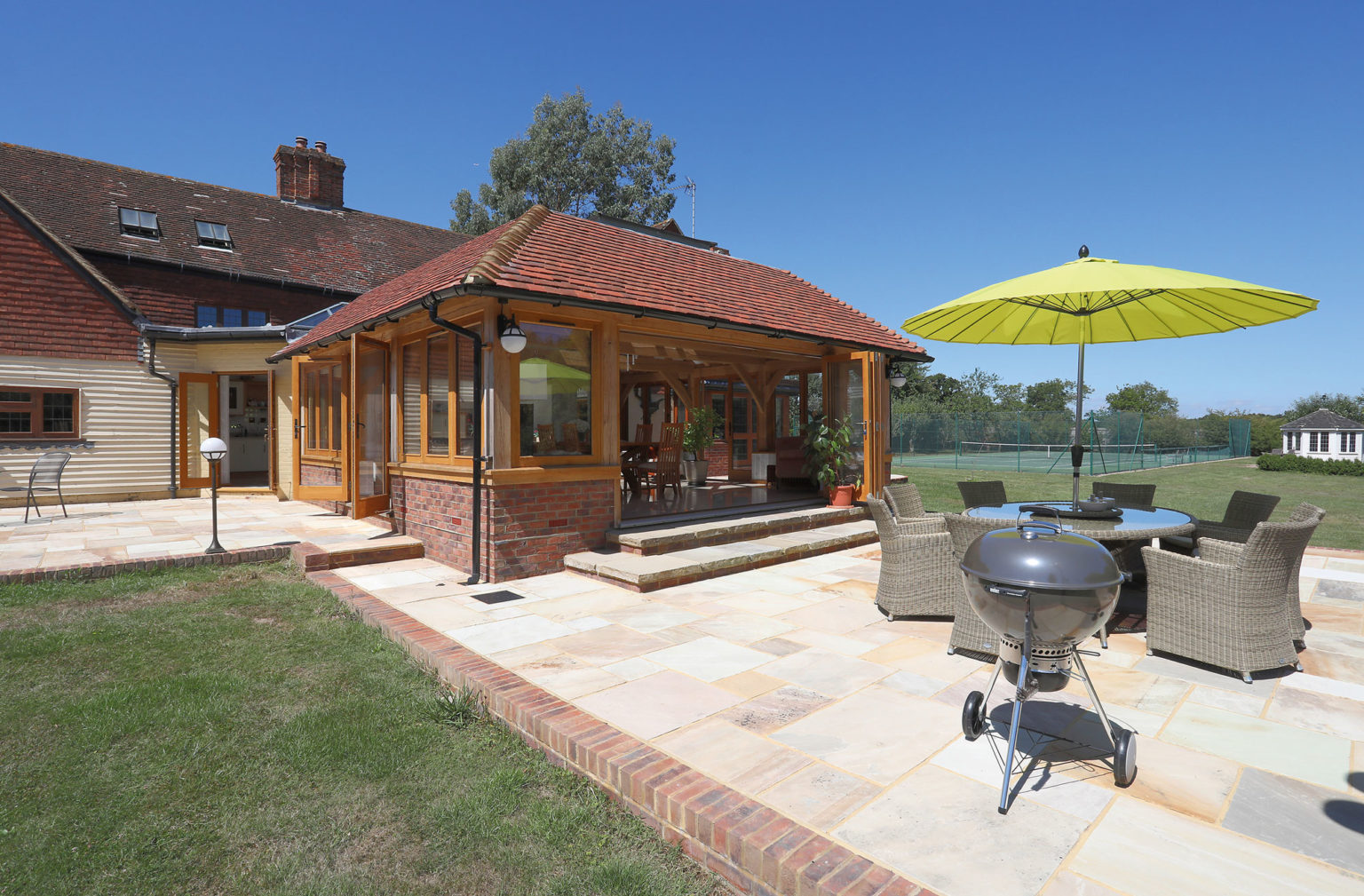 6 Amazing Oak Frame Extensions - Build It