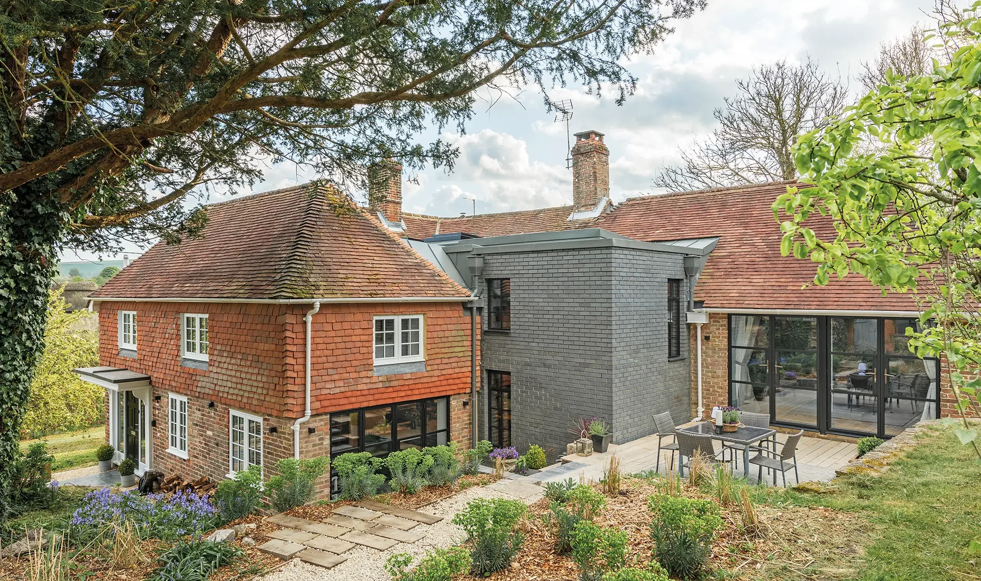 Grade II Listed Home in Hampshire Revived with an Extension & Remodel ...