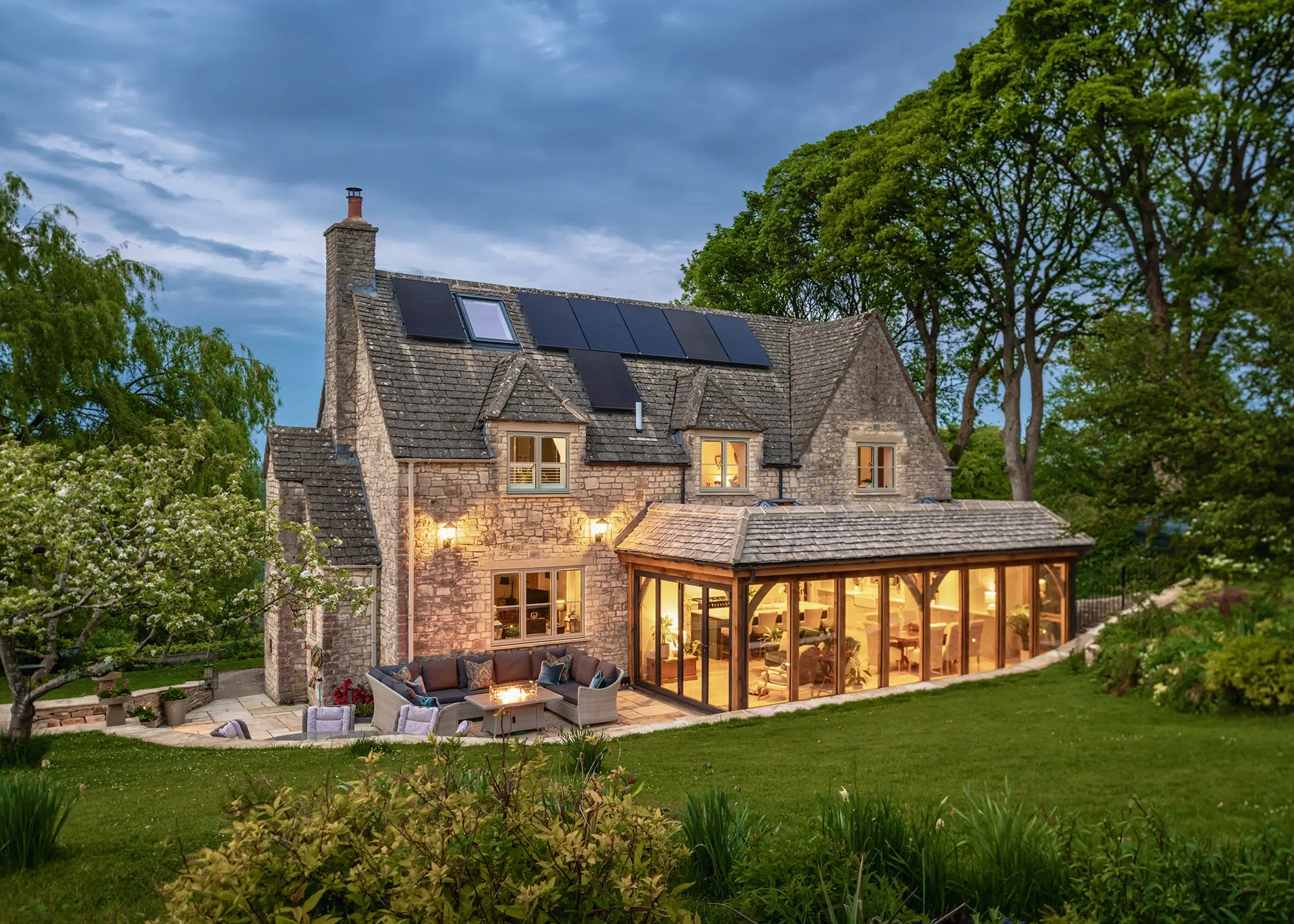 15 Amazing Conservatory Ideas & Sunroom Designs to Inspire Your Glazed ...