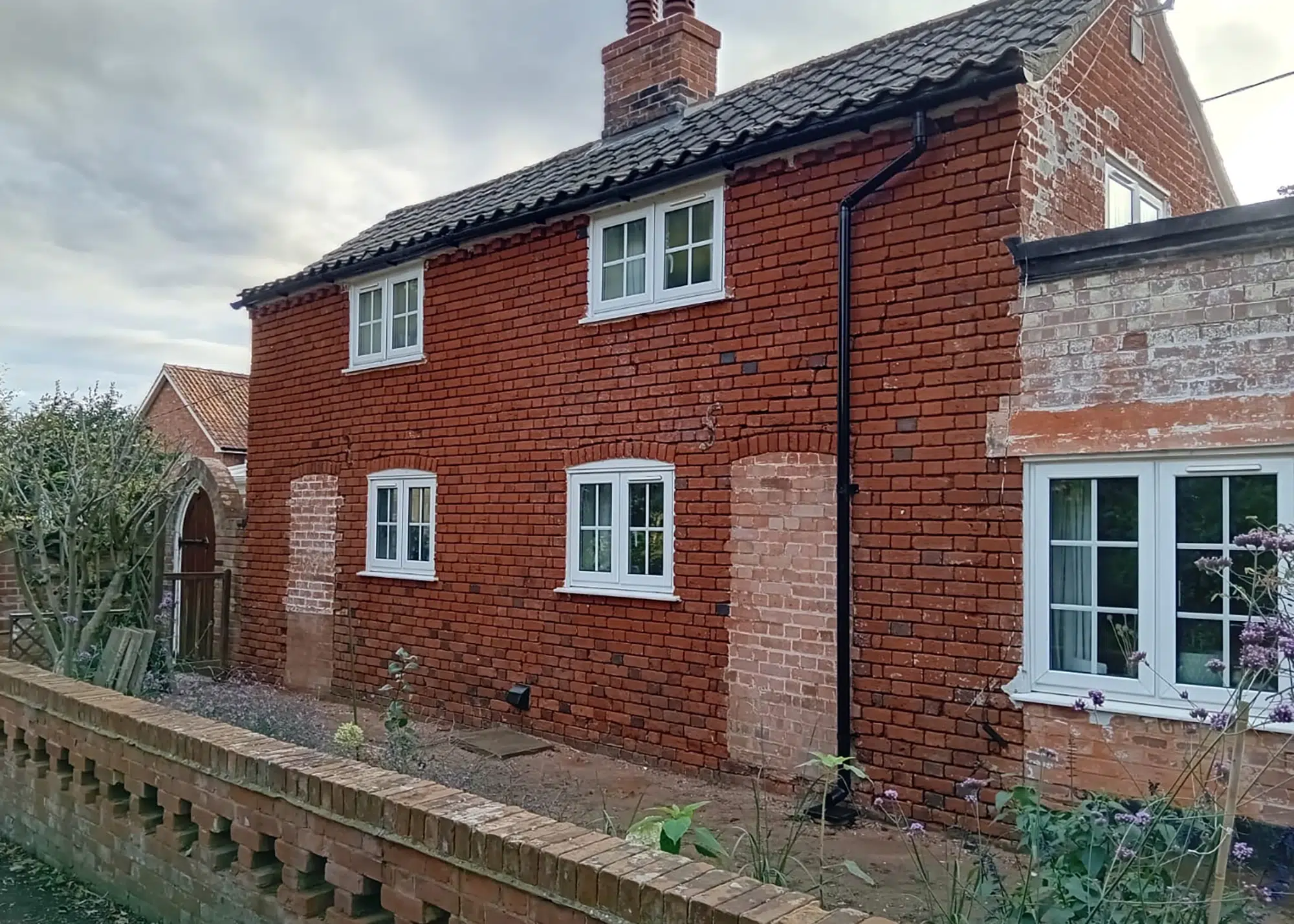 An Expert's 6-Step Guide to Repointing Brickwork & the Mistakes to Avoid