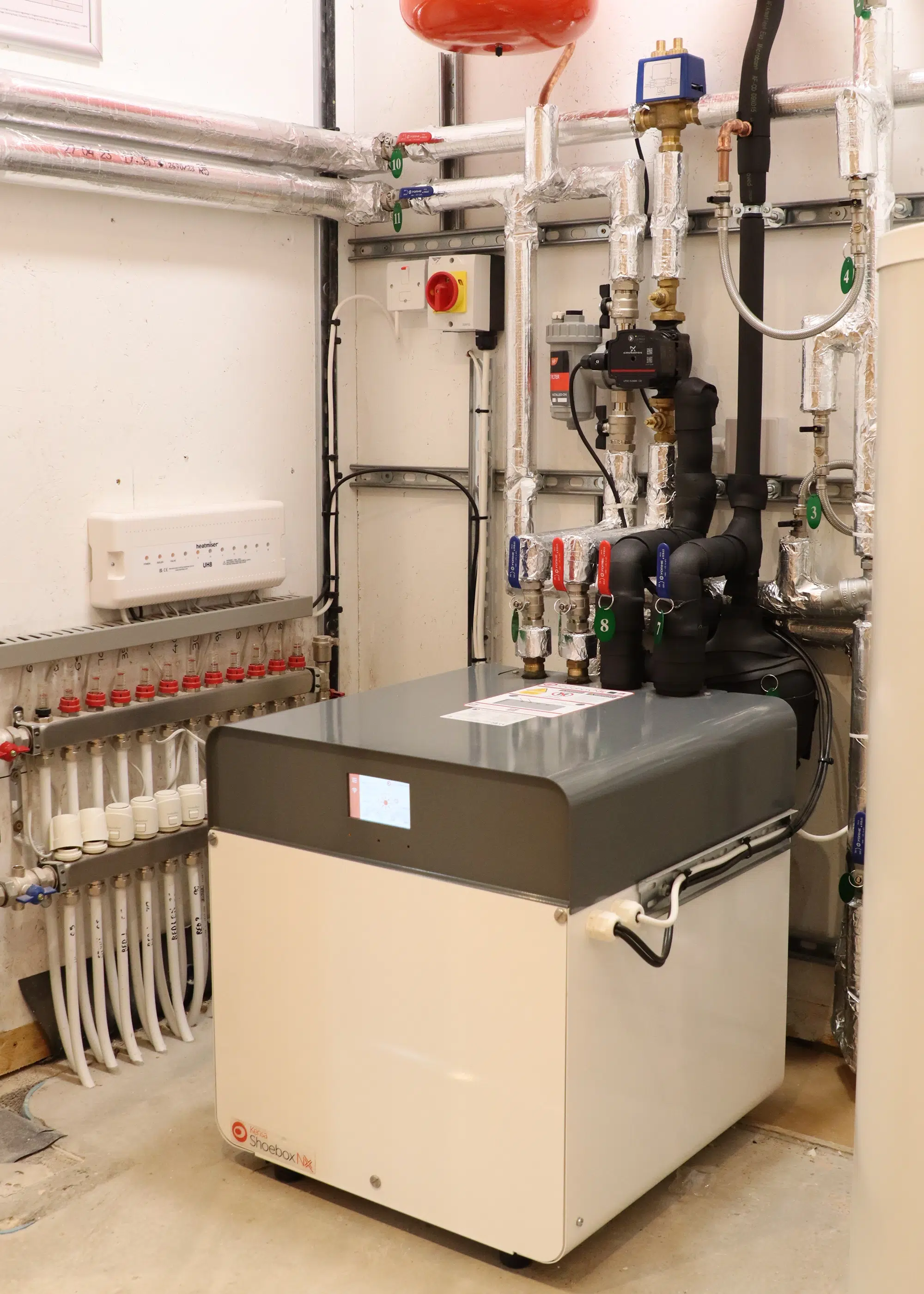Heat Pumps vs Biomass Boilers – How to Choose the Right Sustainable ...