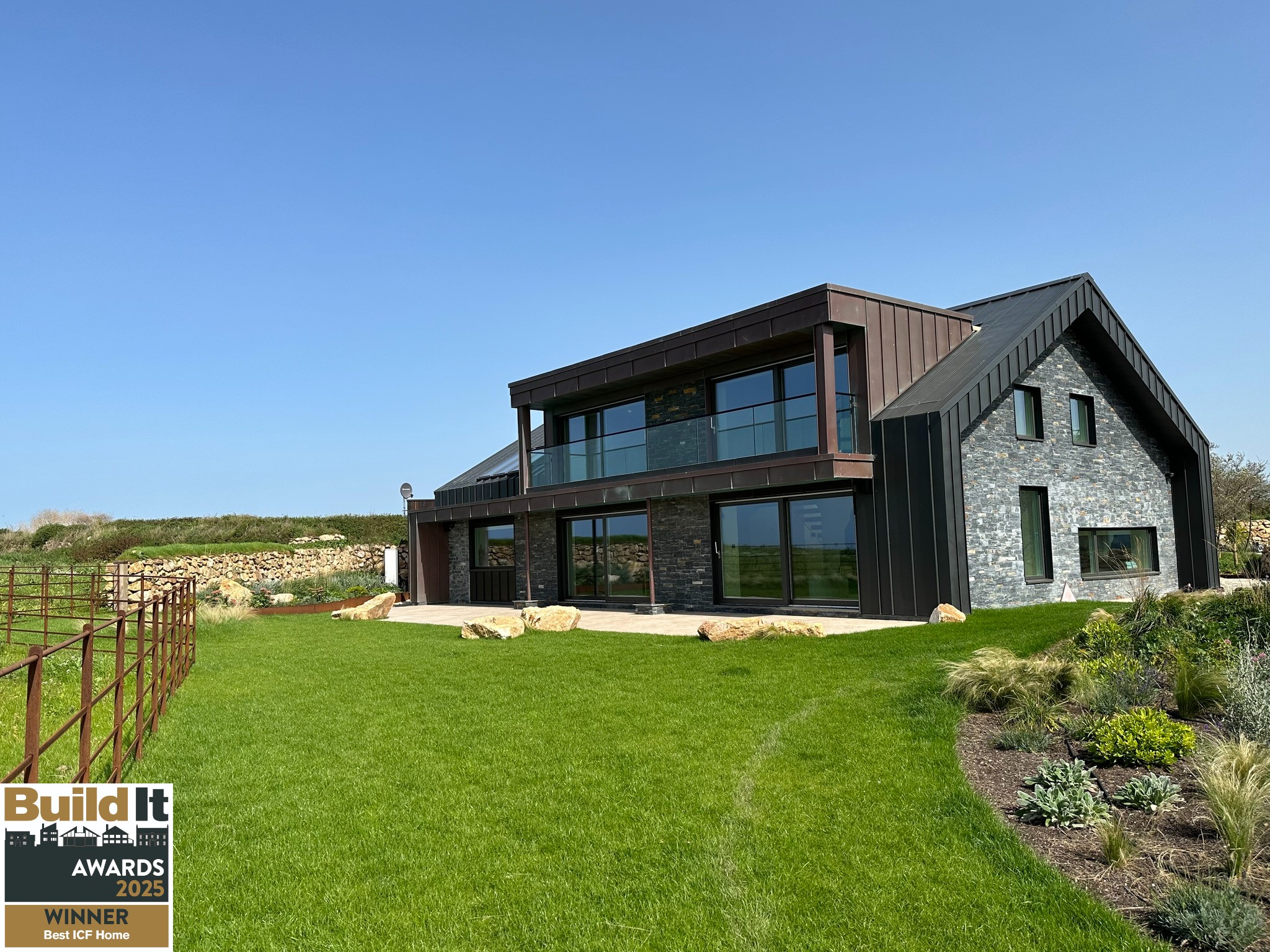 R-Wall ICF System: Award-Winning Innovation Behind Ebron ha Mòr - Build It