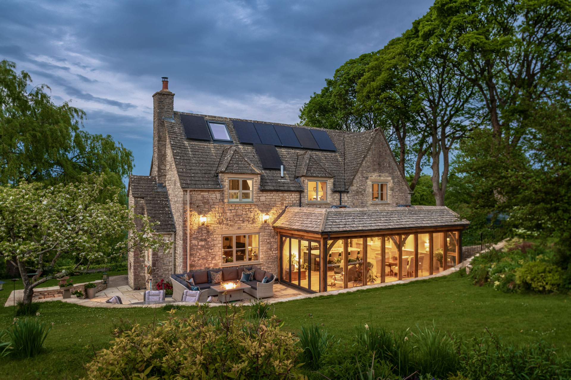 Traditional Oak Frame Orangery to Period Home - Build It